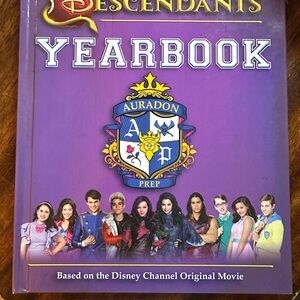 Disney | Other | Disney Descendants Book Set | Poshmark
